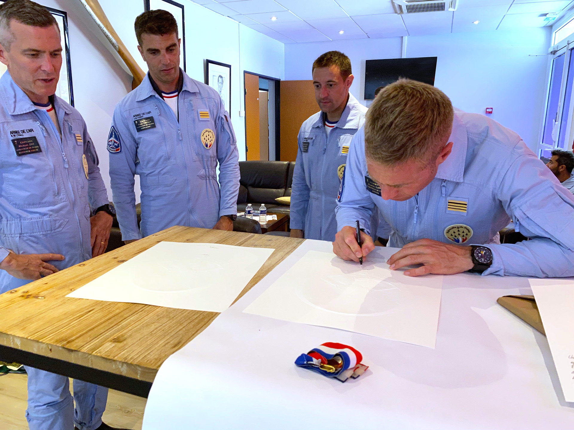 Nicolas Salagnac – Graveur médailleurCommandant_Samuel_Lanos_Signature ...